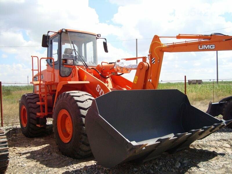 Новый фронтальный погрузчик Doosan SD300N г/п 5 тонн, 3 куба ...
